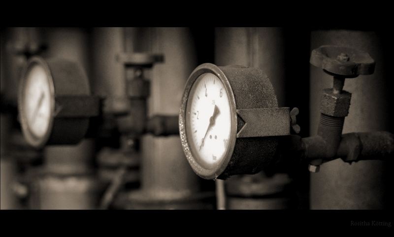 Die Luft ist raus... Foto & Bild | architektur, lost places, marodes ...