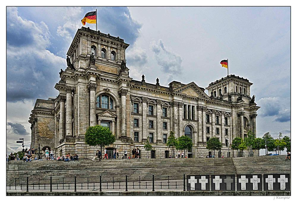 - die Mauer-Toten mahnen auch heute noch! - Foto & Bild | architektur ...