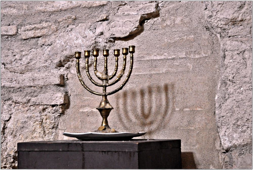 Die Menora Foto & Bild | gotteshäuser, córdoba, motive Bilder auf ...