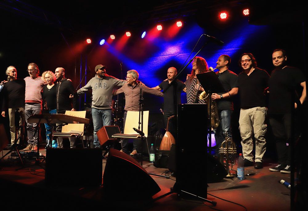 die musiker Foto & Bild | erwachsene, gruppen, mehrere menschen Bilder ...