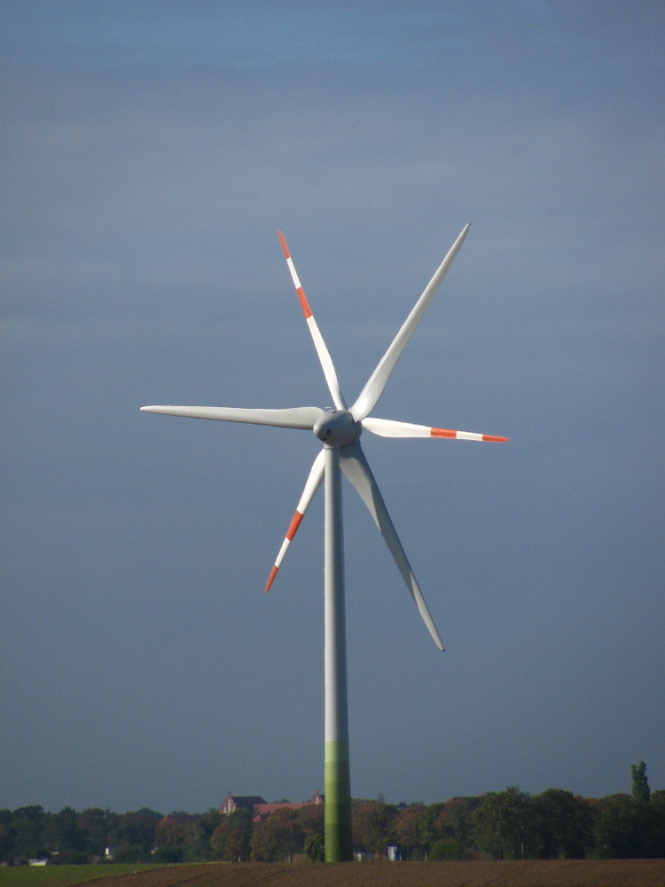 die neue Generation von Windräder Foto & Bild | experimente, optische ...