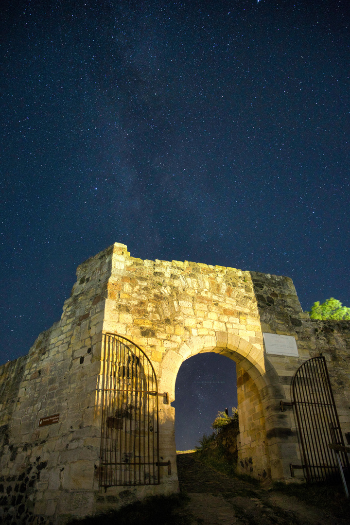 Die Obernburg in Gudensberg. Foto & Bild | architektur, architektur bei ...