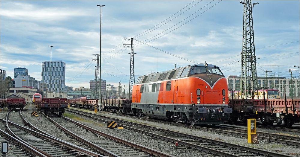 Die orange V200 ex-RTS Foto & Bild | bilder, fotos, münchen Bilder auf ...