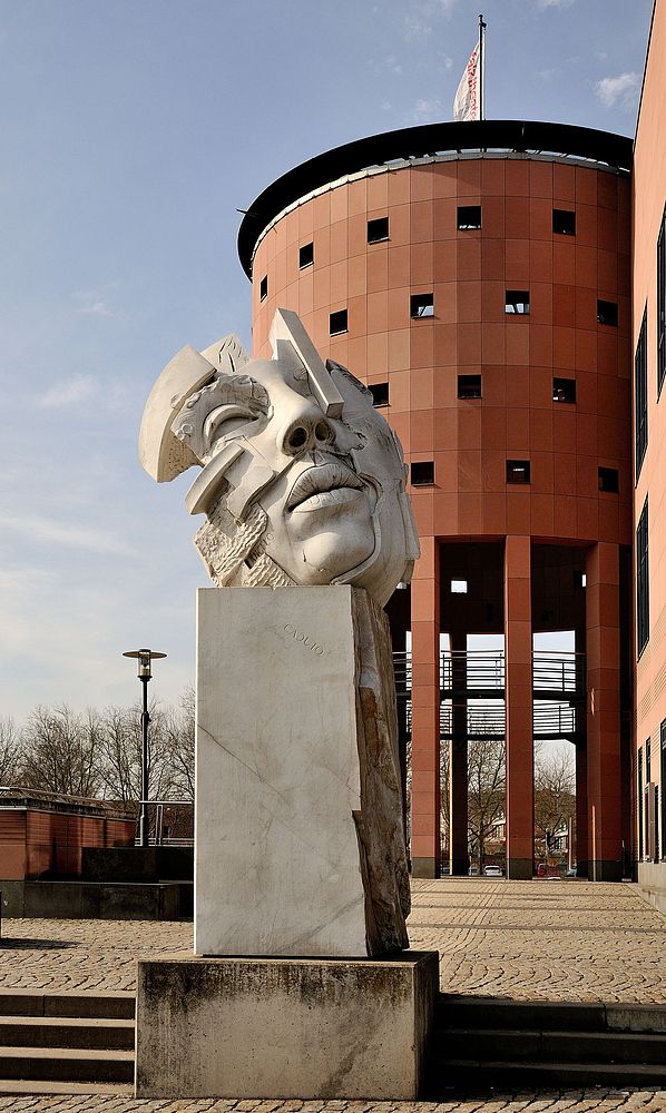 Die Plastik "Angelo Caduto",2 Foto & Bild | deutschland, europe ...