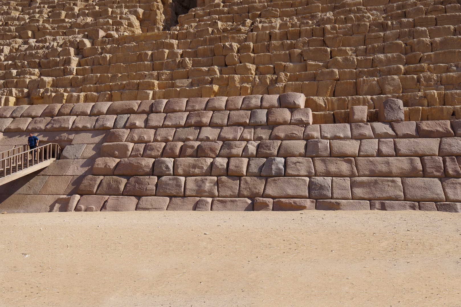 Die Pyramide des Mykerinos Foto & Bild | africa, egypt, north africa ...