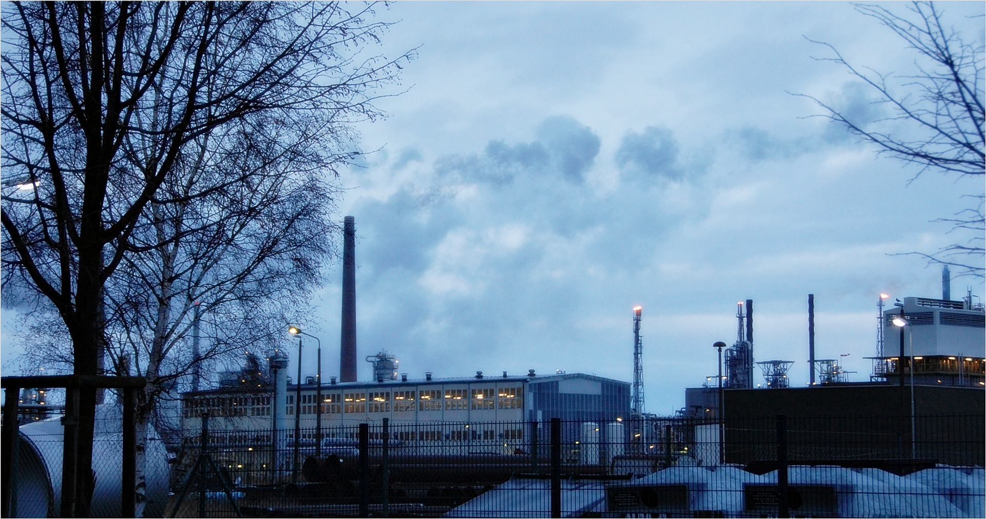 die Raffinerie Foto & Bild | uckermark, brandenburg, diesel Bilder auf ...