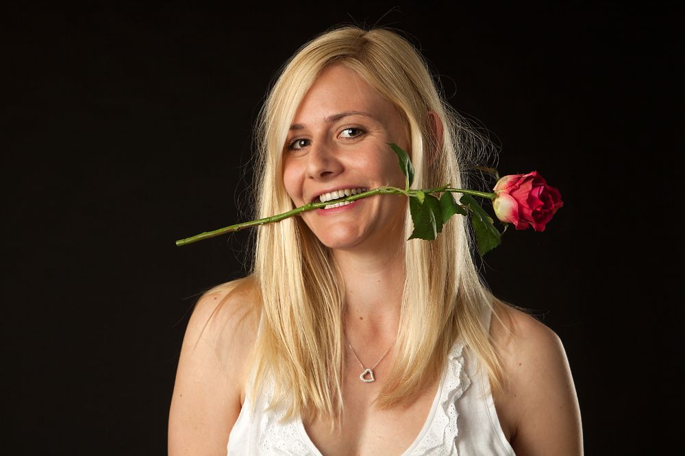 Die Rose Foto & Bild | portrait, portrait frauen, studio Bilder auf ...