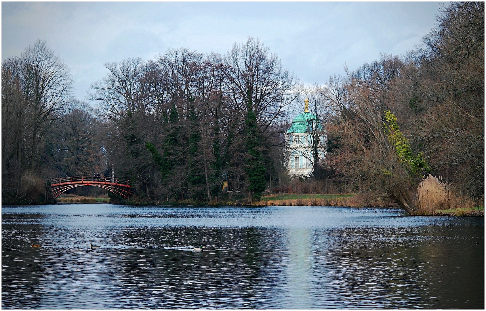 die rote Brücke Foto & Bild | spezial, bäume, winter Bilder auf fotocommunity