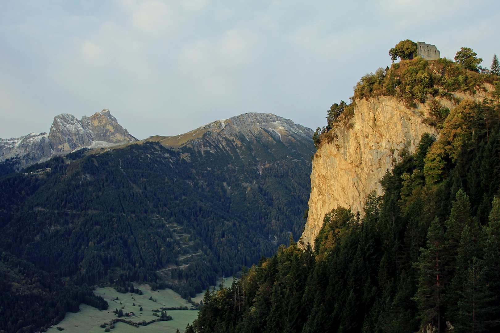 Die Ruine Falkenstein im Ostallgäu Foto & Bild | natur, landschaft ...