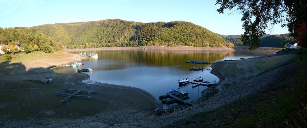 Die Rurtalsperre / Schwammenauel mit riesigem Wasserverlust Foto & Bild ...