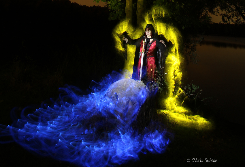 Die Sage Foto & Bild | fotokunst, licht und feuer, lapp Bilder auf ...