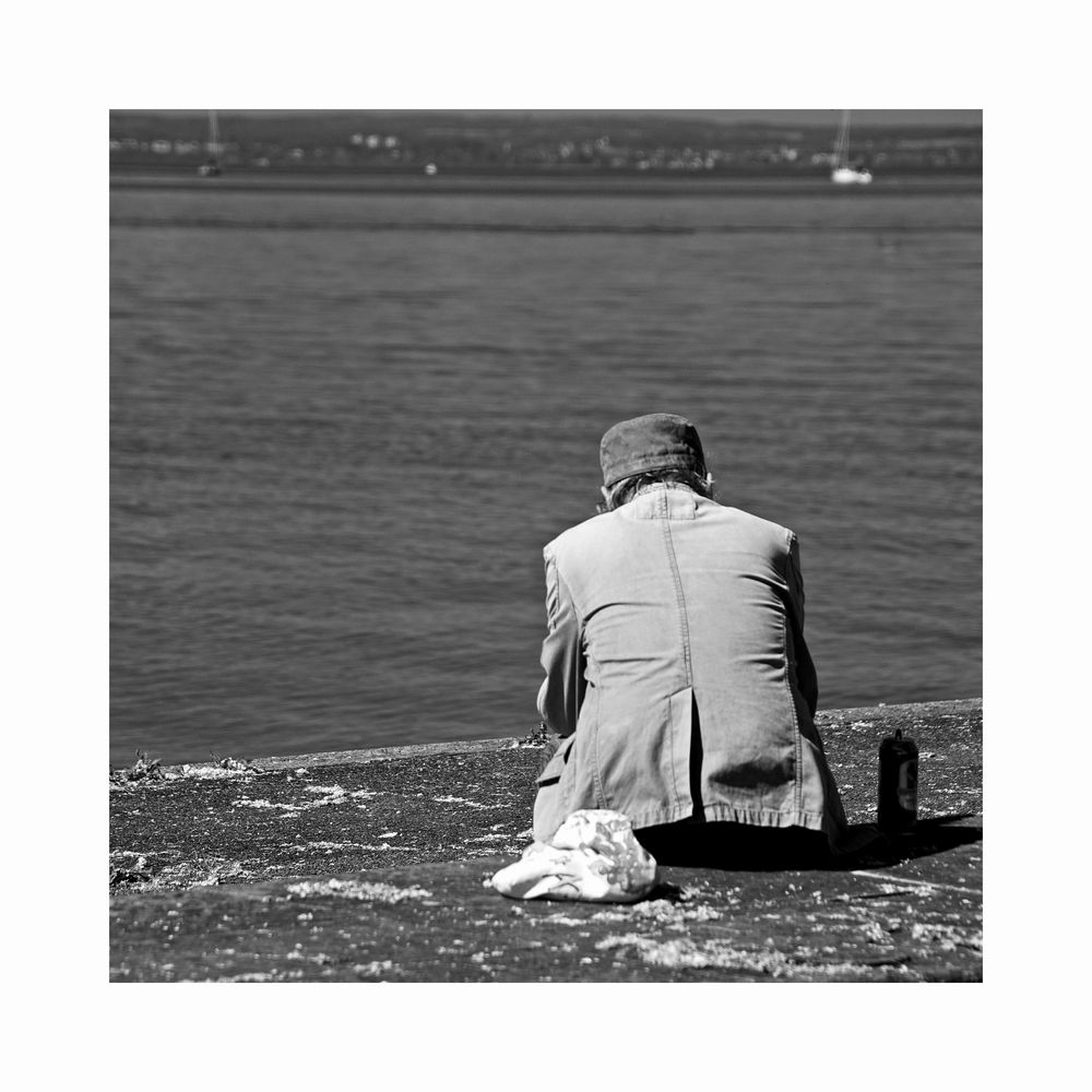 Die Schattenseite... Foto & Bild | erwachsene menschen, alltagsereignisse, menschen in der ...