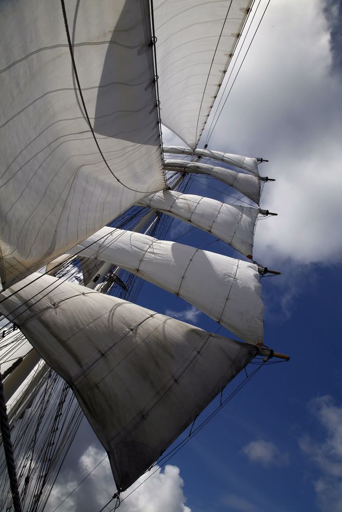 Die Segel sind gesetzt Foto & Bild | Bilder auf fotocommunity