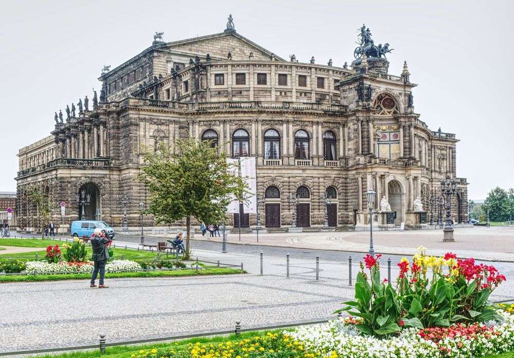 Die Semperoper in Dresden Foto & Bild | deutschland, europe, sachsen ...