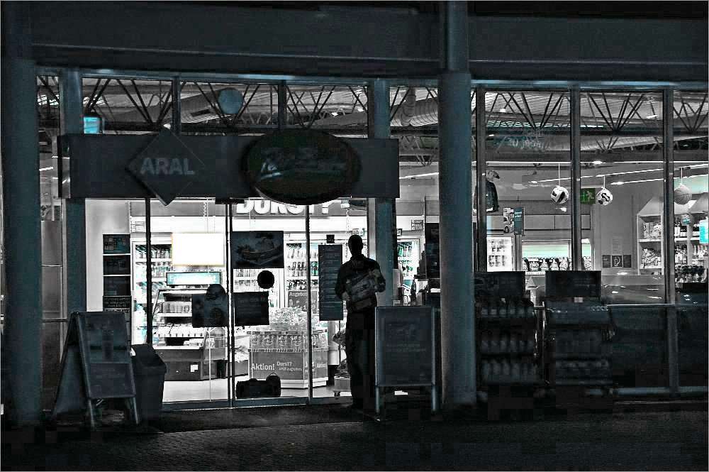 die Tankstelle Foto & Bild | berlin, architektur, tankstelle Bilder auf ...