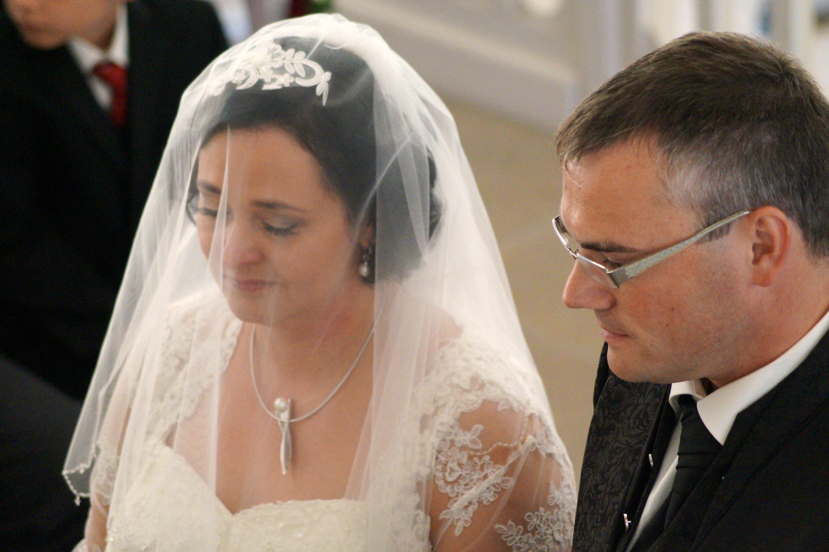 Die Tränen kullern Foto & Bild | hochzeit, dies und das , kirche Bilder ...