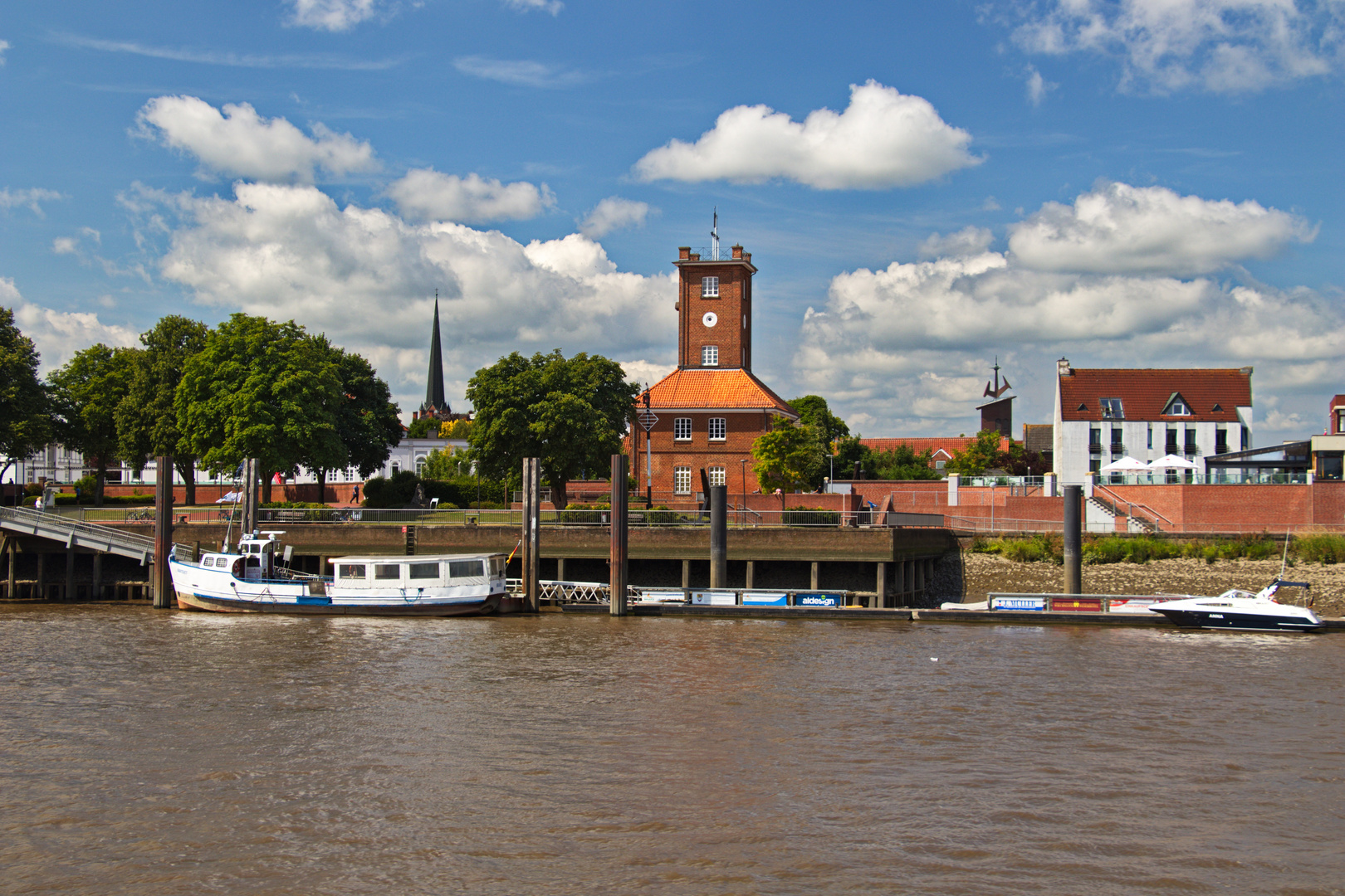 Die Wahrzeichen von Brake Foto & Bild | architektur, deutschland ...