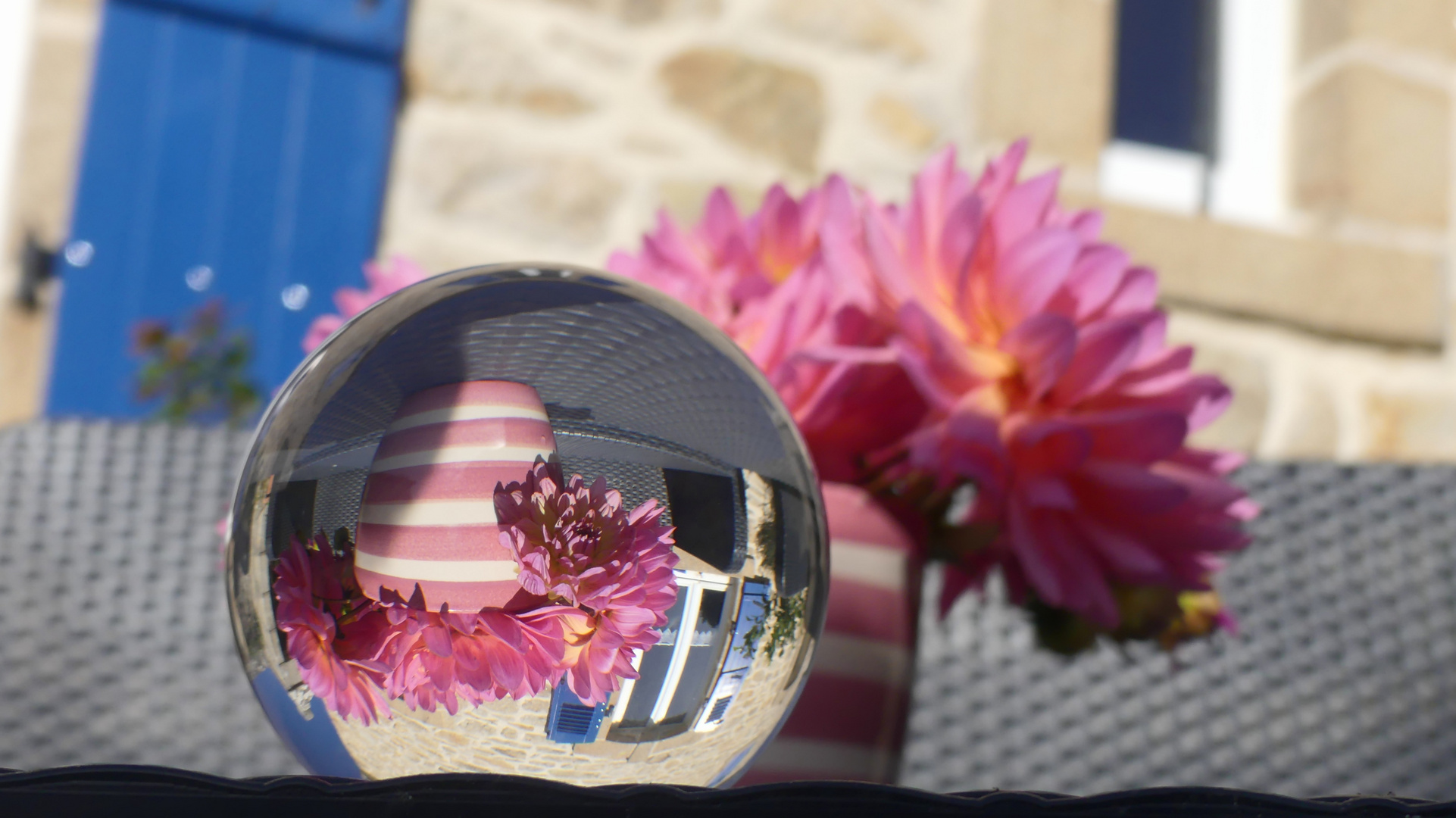 Die Welt steht auf dem Kopf Foto & Bild | europe, france, sonstiges Bilder auf fotocommunity