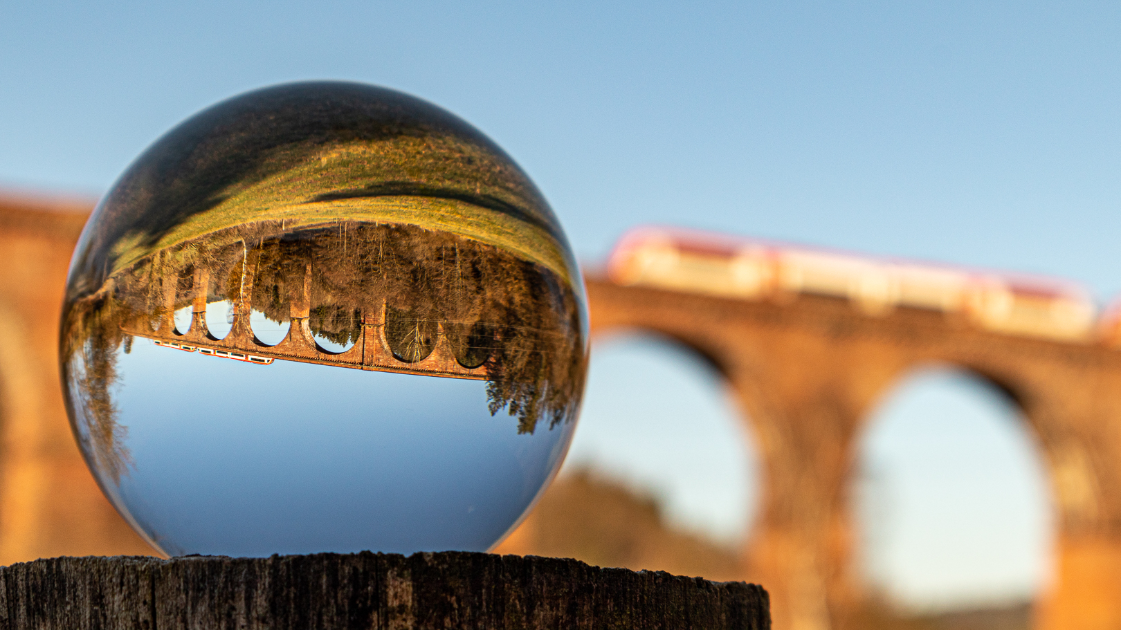 Die Welt steht kopf. Foto & Bild | sonstiges, natur und technik, fotos Bilder auf fotocommunity