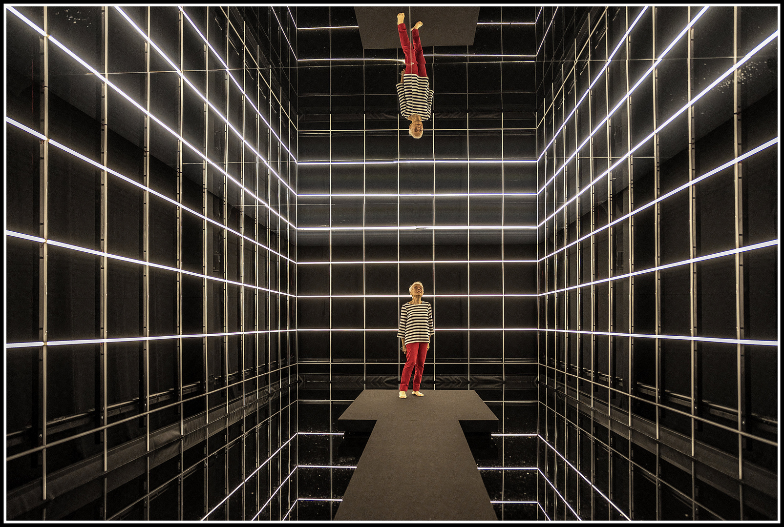 Die Welt steht öfter Kopf. Foto & Bild | world, kultur, menschen Bilder auf fotocommunity