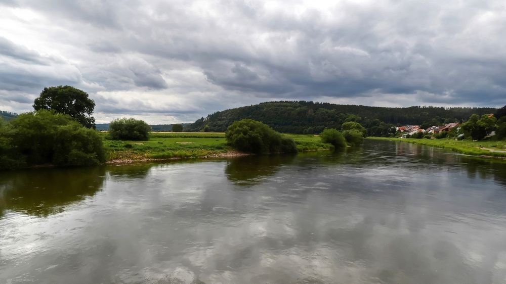 Die Weser bei Bodenfelde (Solling) Foto & Bild | natur, landschaft ...