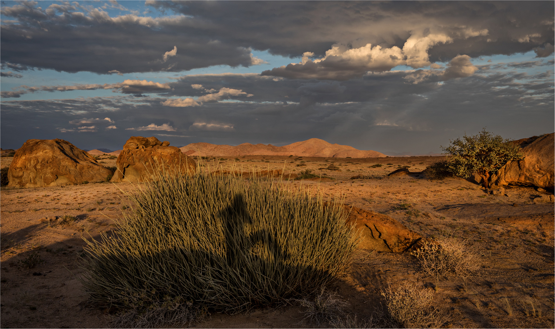 Die Wüste und ich Foto & Bild | sonnenuntergang, outdoor, wolken Bilder auf fotocommunity