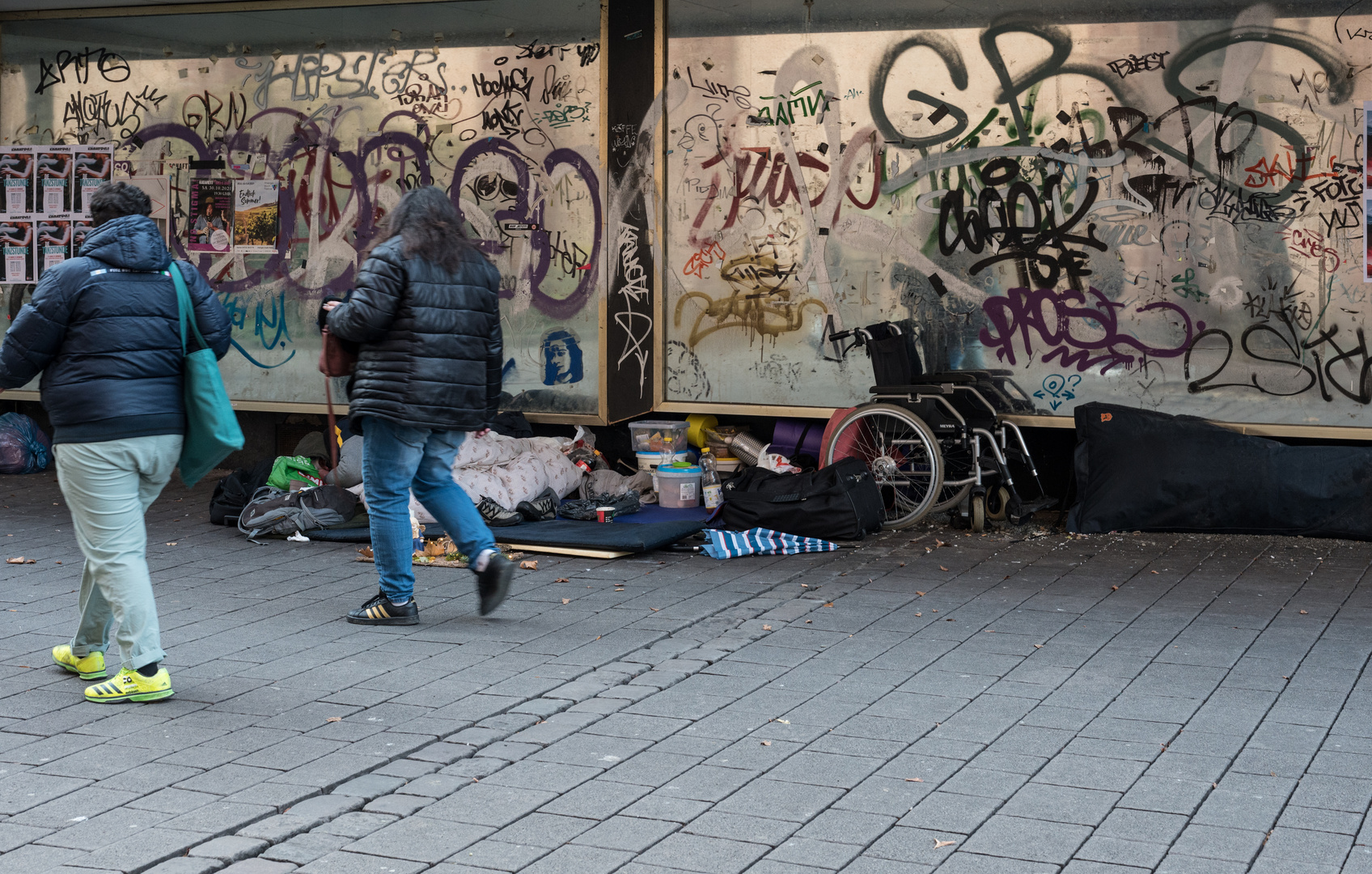 Die zwei Seiten der Medaille Foto & Bild | reportage dokumentation, streetfotografie mit ...