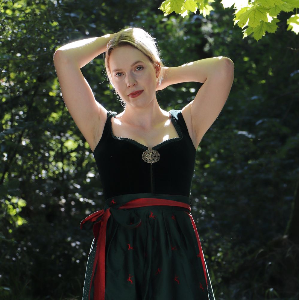 Dirndl Foto & Bild | sommer, outdoor, portrait Bilder auf fotocommunity