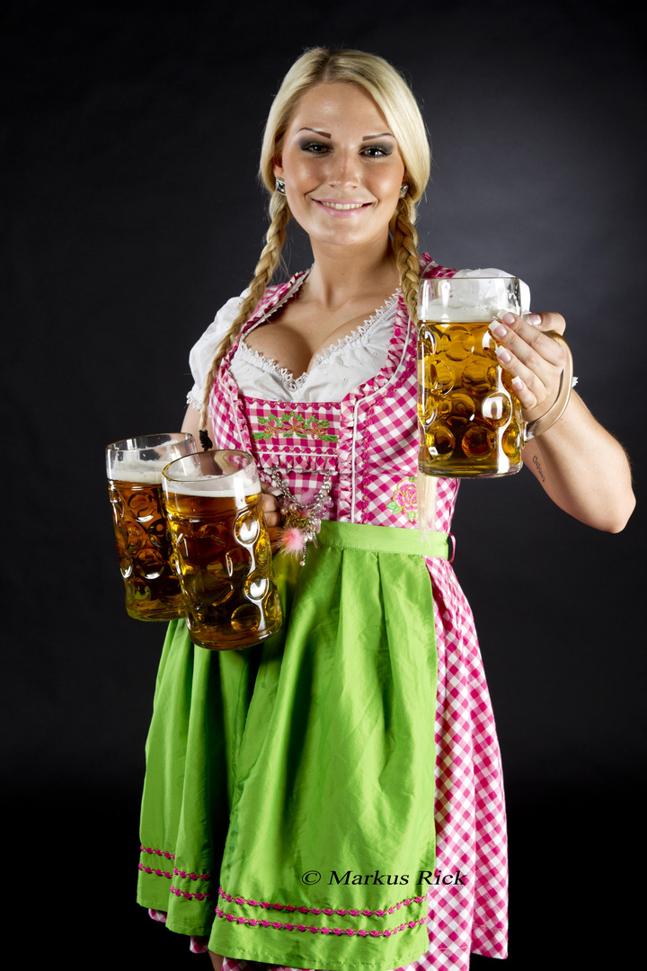 Dirndl Bier