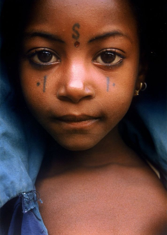 djerma-mädchen Foto & Bild | people, street, analog Bilder auf ...