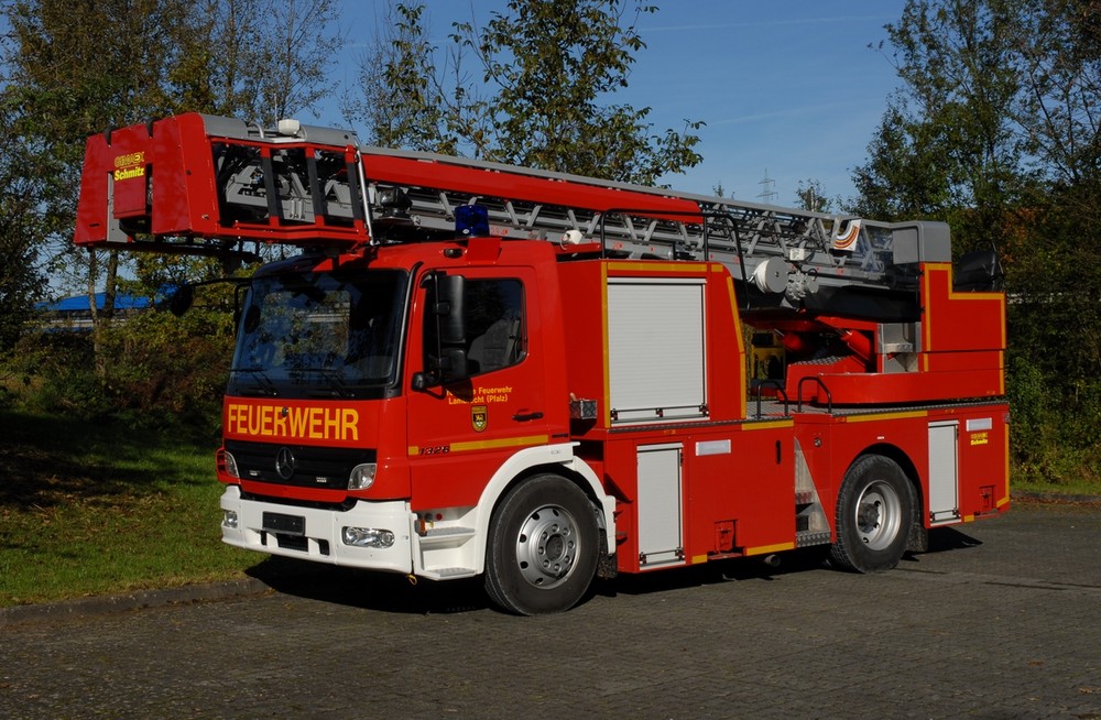 DLK 18-12 Schmitz Gimaex Foto & Bild | reportage dokumentation ...