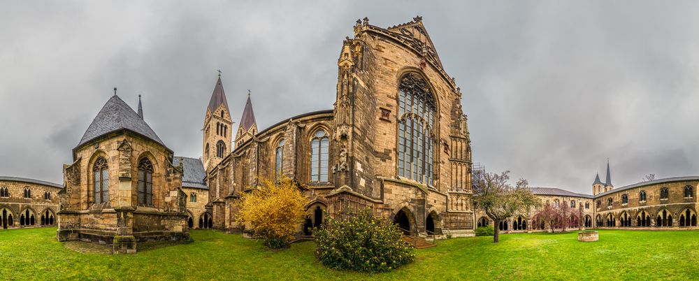 Dom Halberstadt- im Kreuzgang Foto & Bild | world, panorama, kirchen Bilder auf fotocommunity
