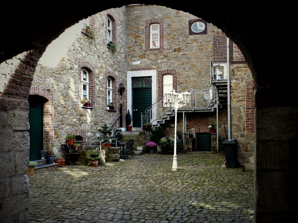 DONNERSTAG mit DURCHBLICK Foto & Bild | spezial, dokumentation, stillleben Bilder auf fotocommunity