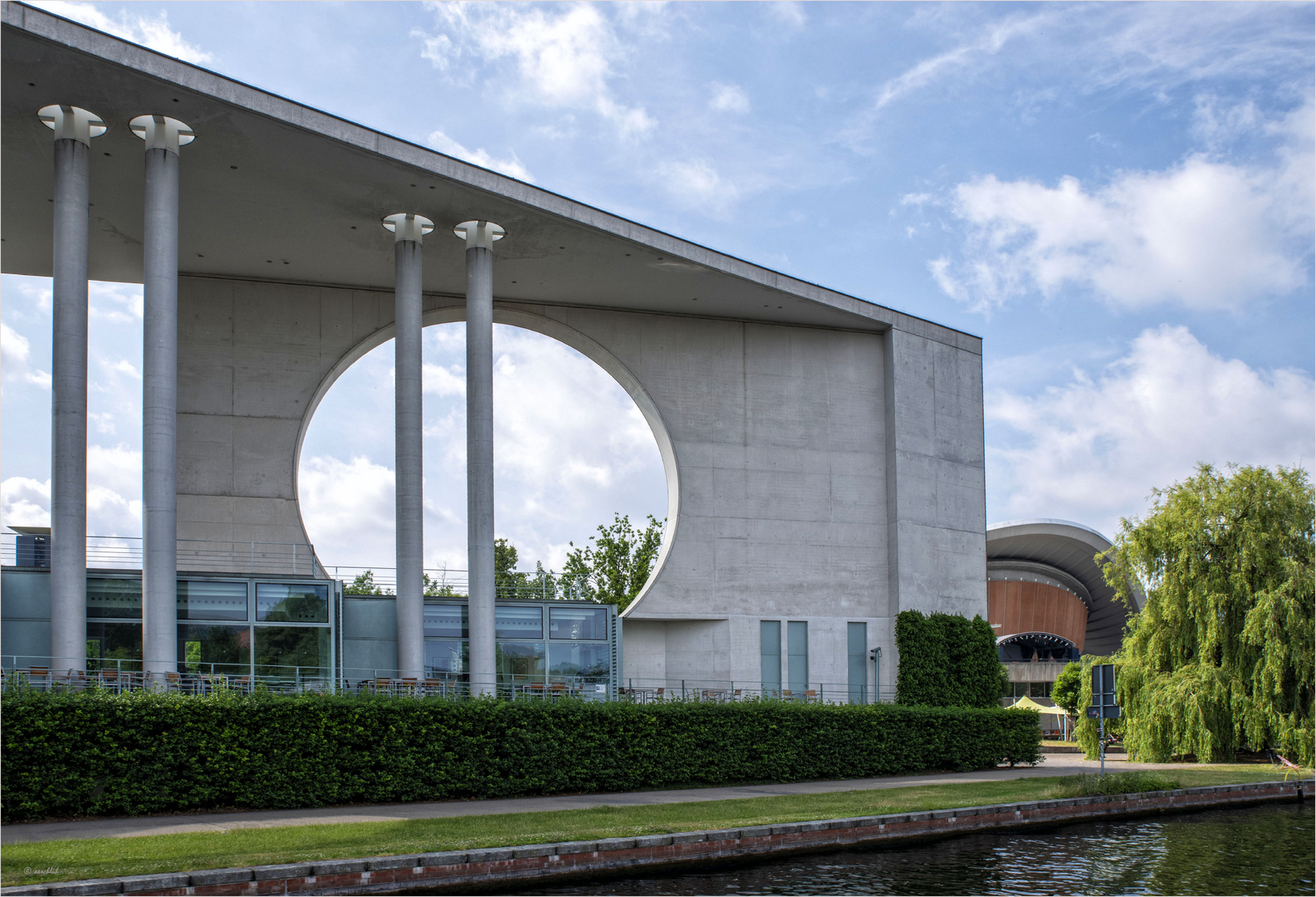 Donnerstag mit Durchblick Foto & Bild | architektur, deutschland, europe Bilder auf fotocommunity