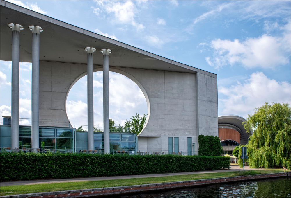 Donnerstag mit Durchblick Foto & Bild | architektur, deutschland, europe Bilder auf fotocommunity