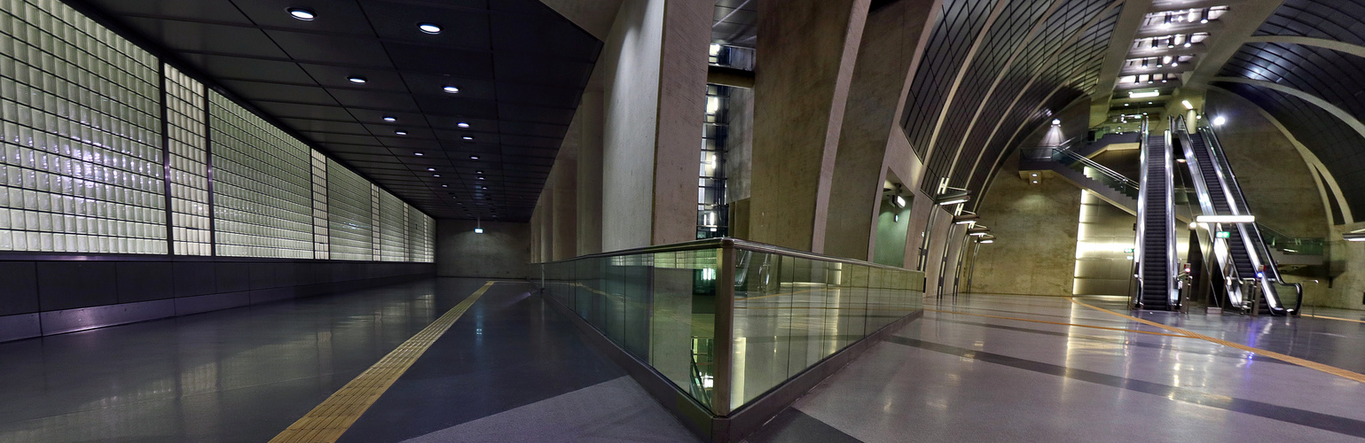 Donnerstag mit Durchblick.... Foto & Bild | spezial, köln, architektur Bilder auf fotocommunity