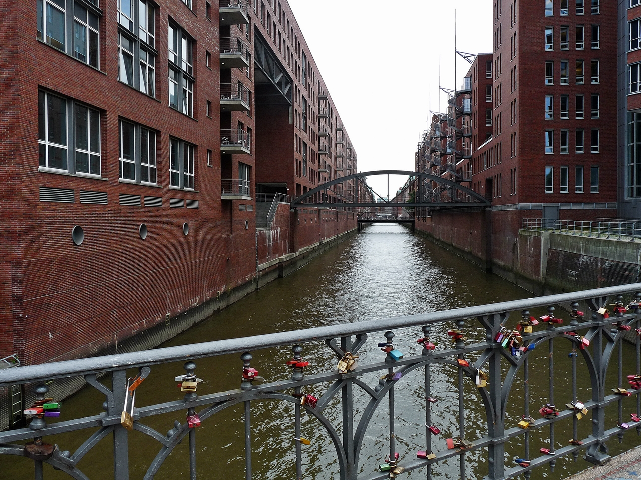 Donnerstag mit Durchblick Foto & Bild | architektur, deutschland, europe Bilder auf fotocommunity