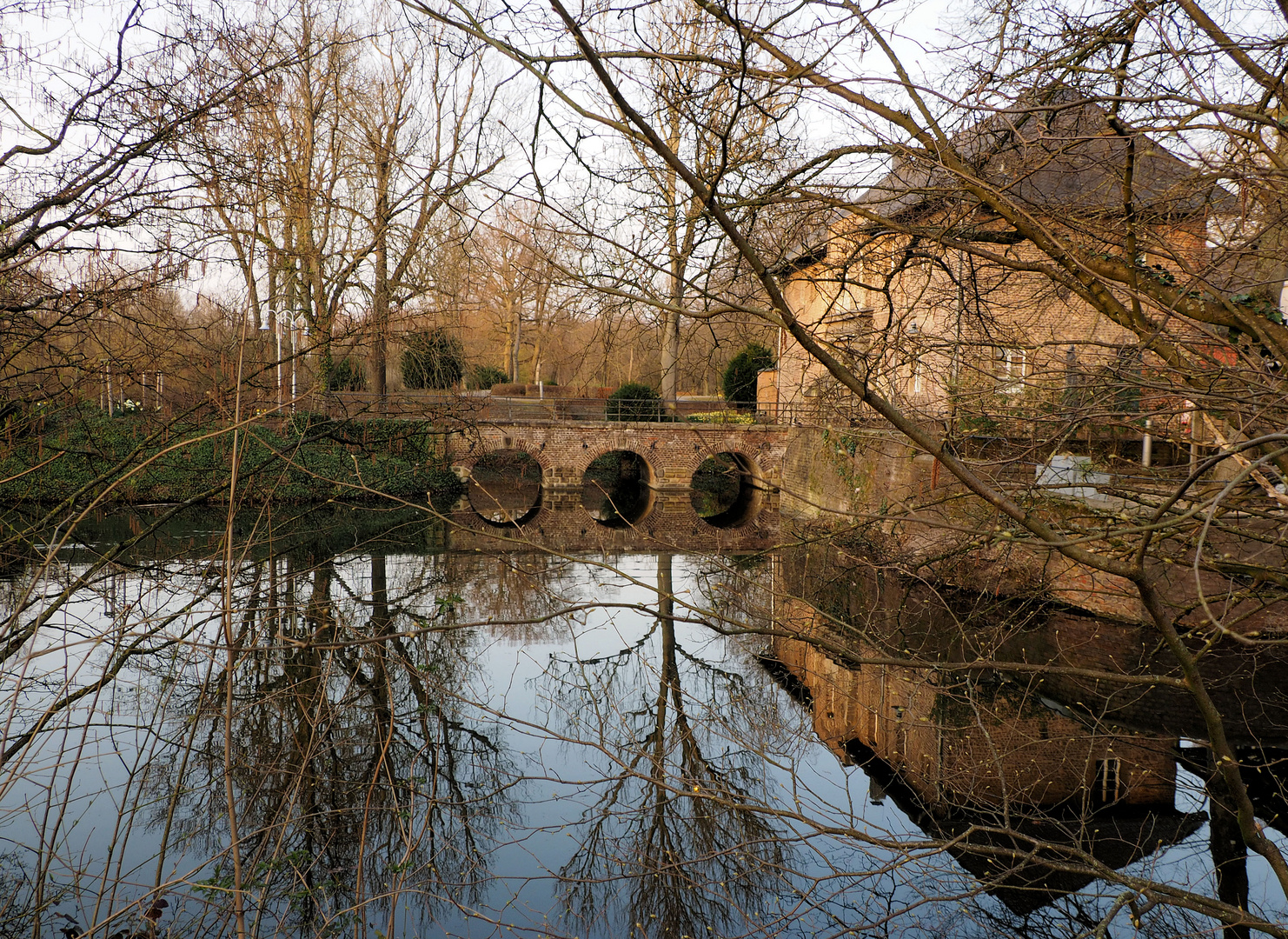 Donnerstag mit Durchblick… Foto & Bild | spezial, schloss, architektur Bilder auf fotocommunity