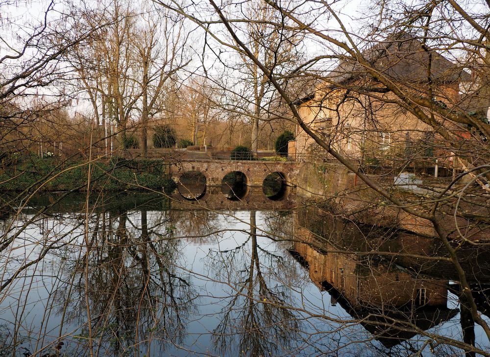 Donnerstag mit Durchblick… Foto & Bild | spezial, schloss, architektur Bilder auf fotocommunity