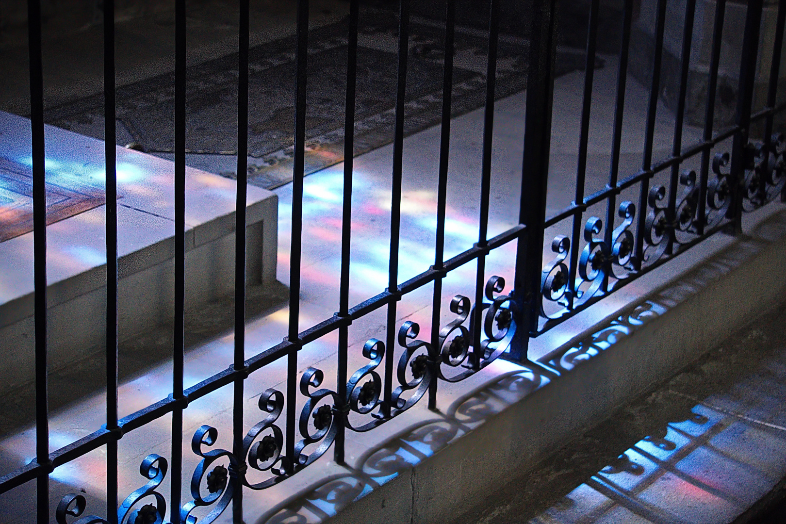 Donnerstag mit Durchblick - Durchblick durch ein Gitter im Konstanzer Münster Foto & Bild ...