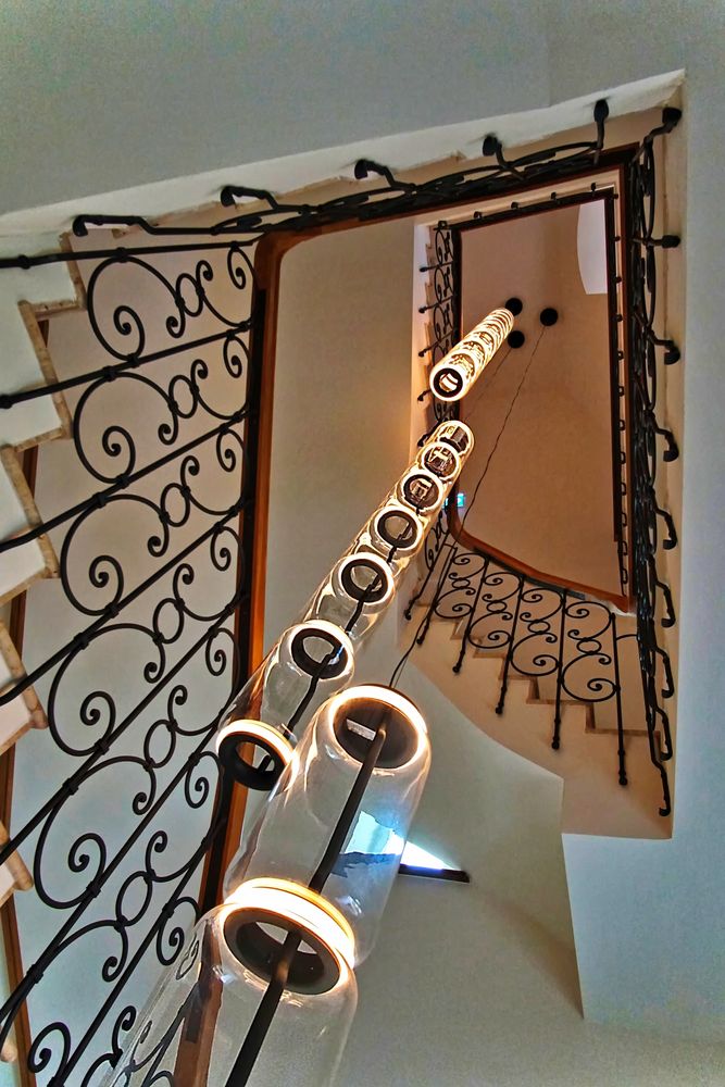 Donnerstag mit Durchblick - Durchblick ins Treppenhaus vom Hotel WYNDBERG in Lüneburg Foto ...