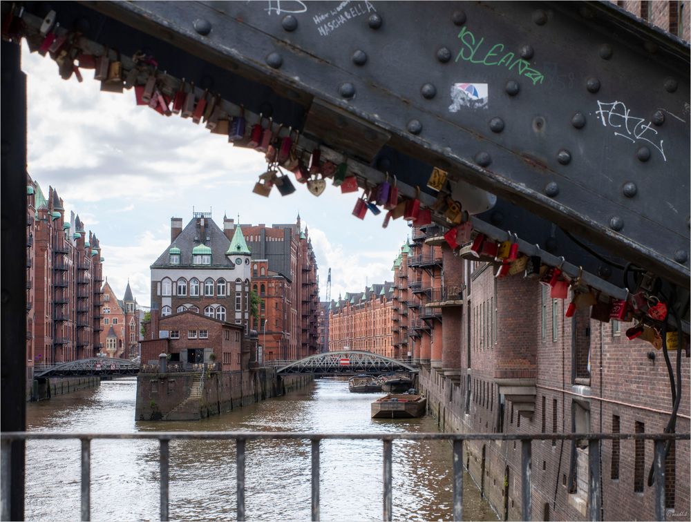 Donnerstag mit Durchblick Foto & Bild | hamburg, speicherstadt, deutschland Bilder auf fotocommunity