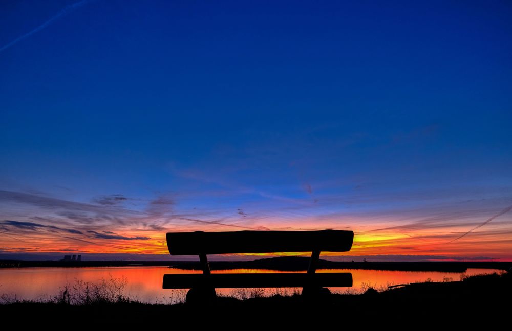 Donnerstag mit Durchblick: Ein Platz an der Sonne ... Foto & Bild | landschaft, sonnenuntergänge ...