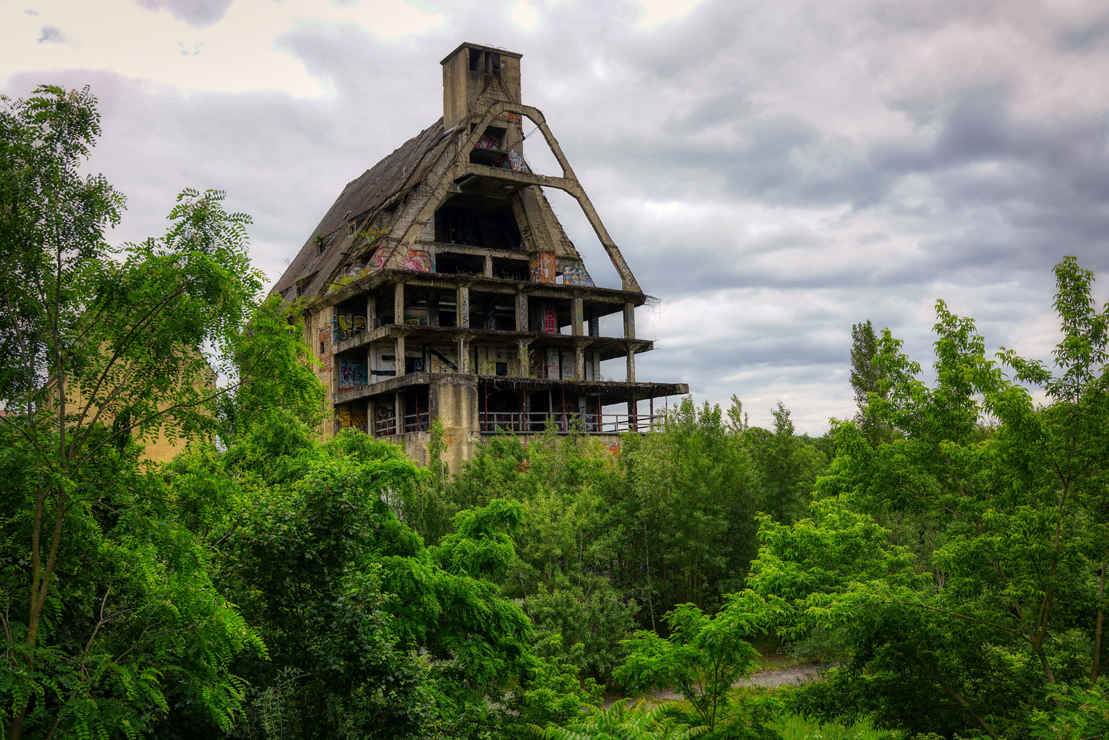 Donnerstag mit Durchblick: Luftig ... Foto & Bild | architektur, marodes, projekte Bilder auf ...