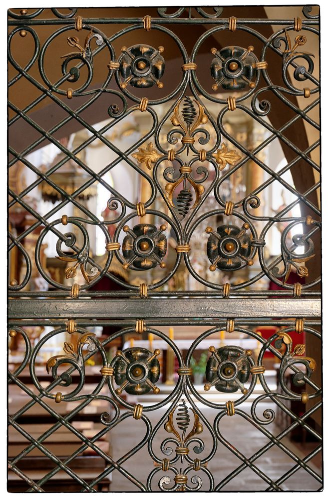 Donnerstag mit Durchblick - verschlossen Foto & Bild | Bilder auf fotocommunity