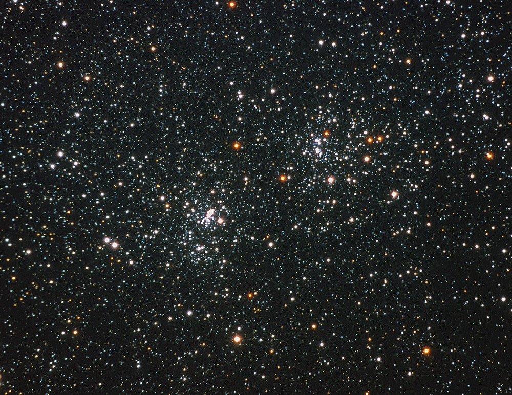 Doppelsternhaufen NGC 884+869 im Sternbild Perseus Foto & Bild ...