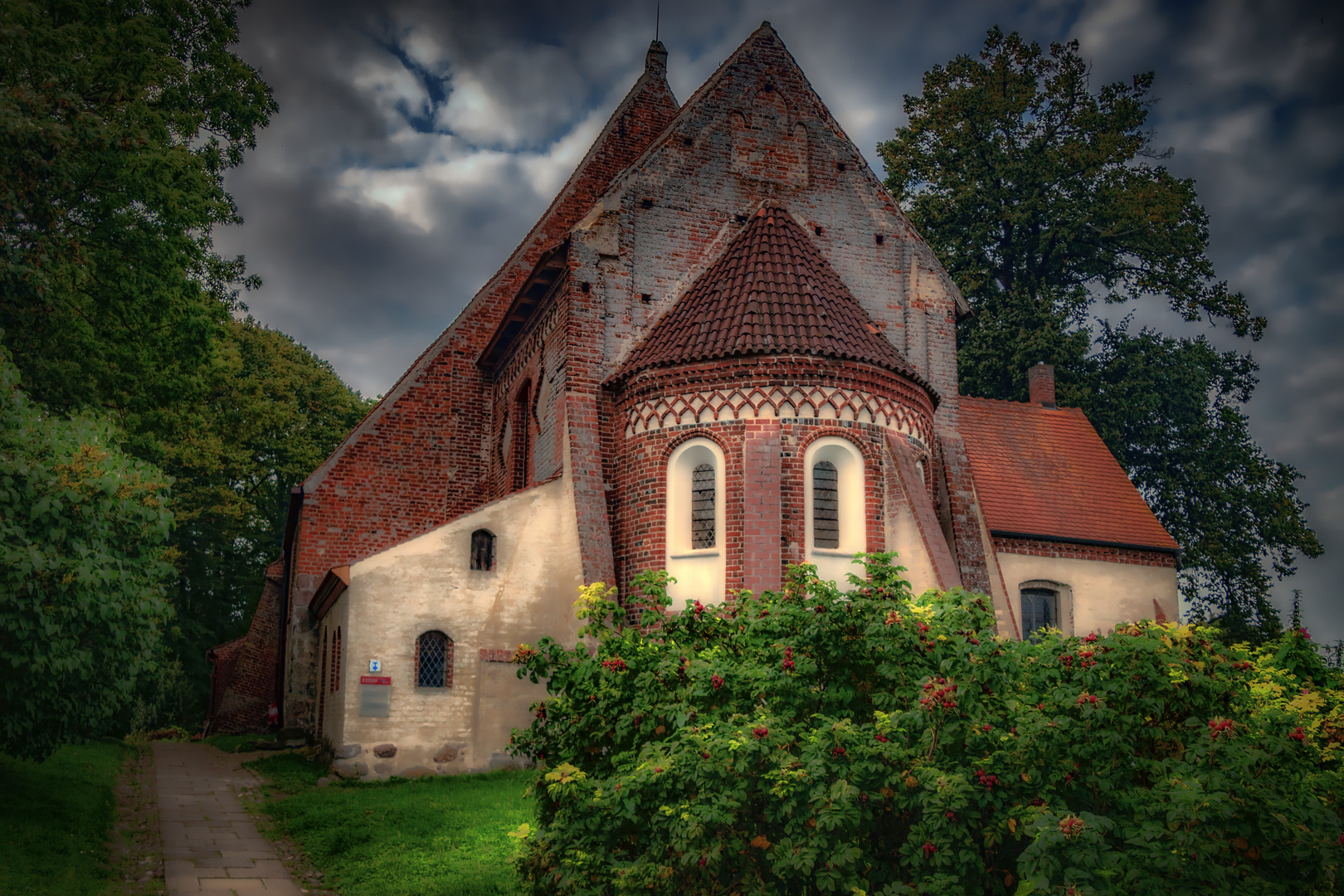 Dorfkirche in Altenkirchen Foto & Bild | architektur, deutschland ...