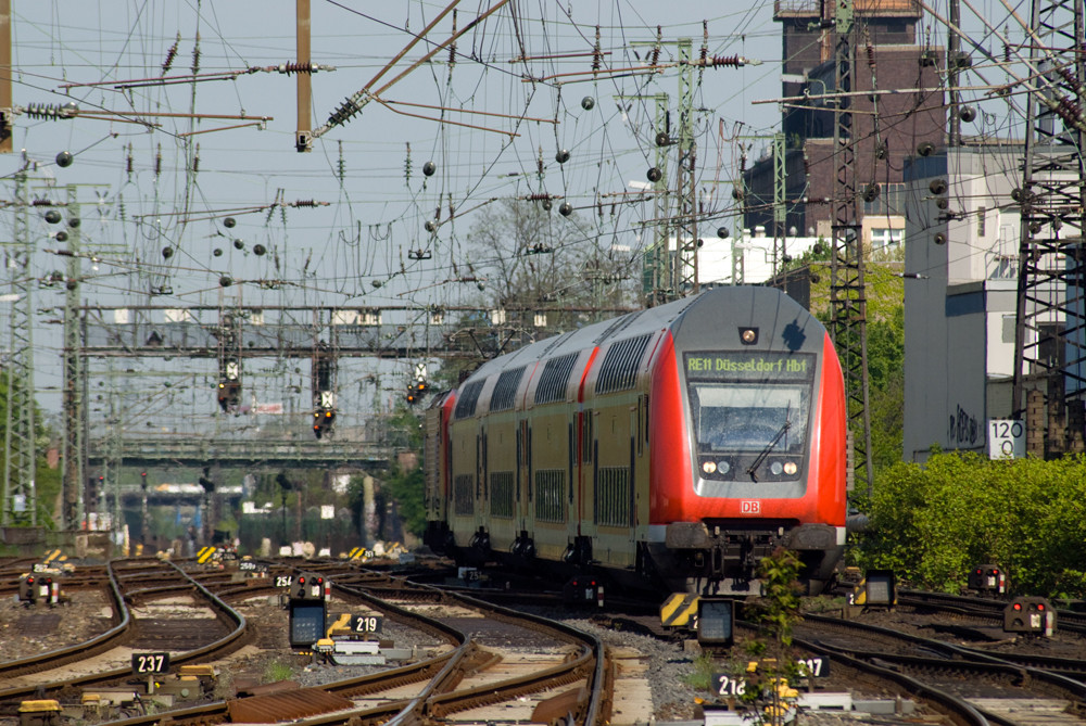 DOSTOS bei der Auffarht nach Dortmund Foto & Bild | züge, eisenbahn ...