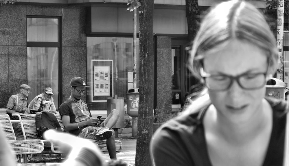 Downtown People - Peaceful Times When Living Was Easy Foto & Bild | erwachsene menschen ...