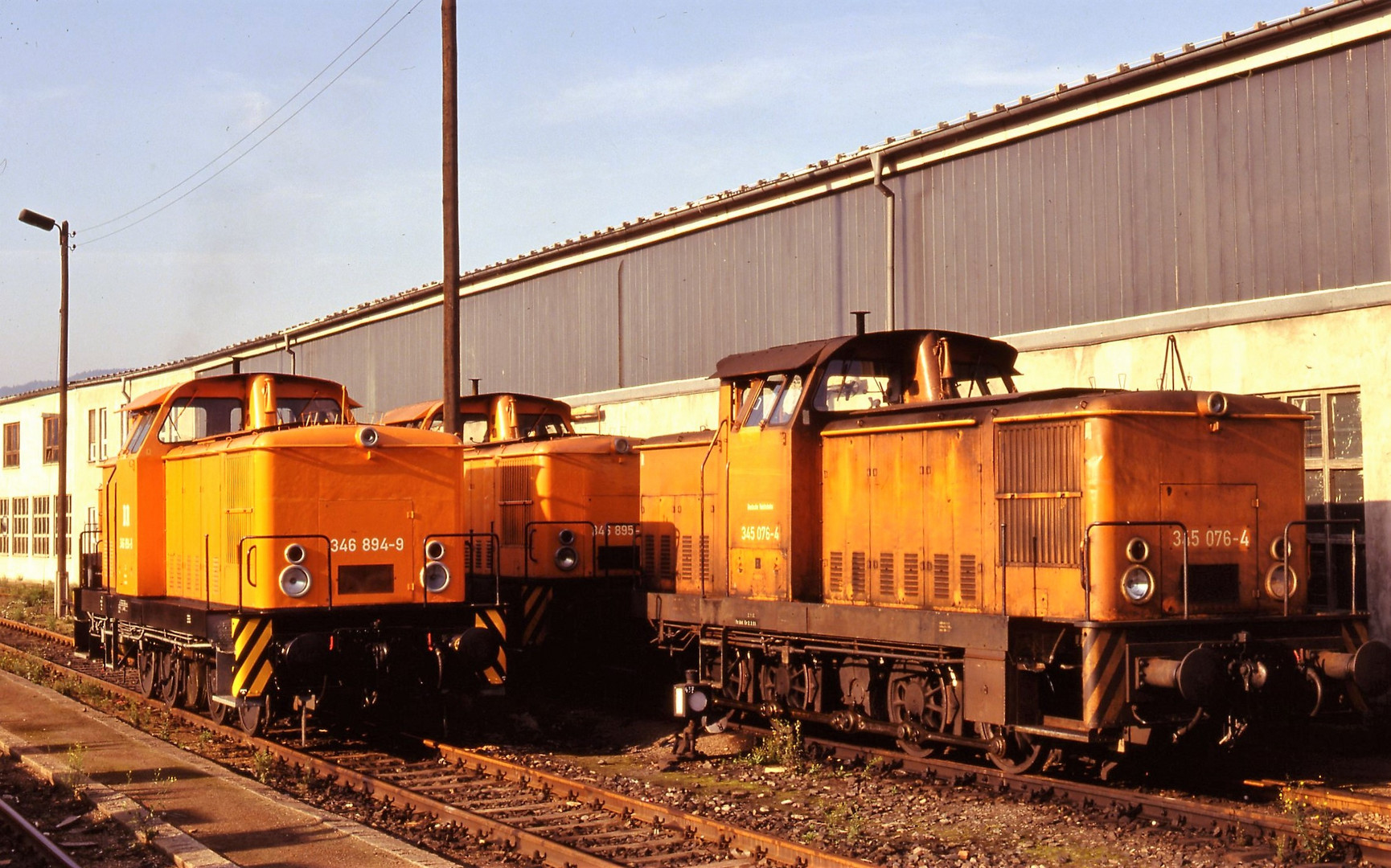 DR Lokbaureihen (BR105/106) Foto & Bild | fotos, eisenbahn, verkehr ...